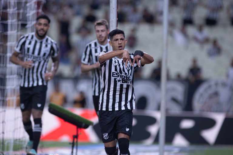 Ceará Tem 8 Atletas Pendurados Para O Jogo Diante Do Botafogo Sp E Léo